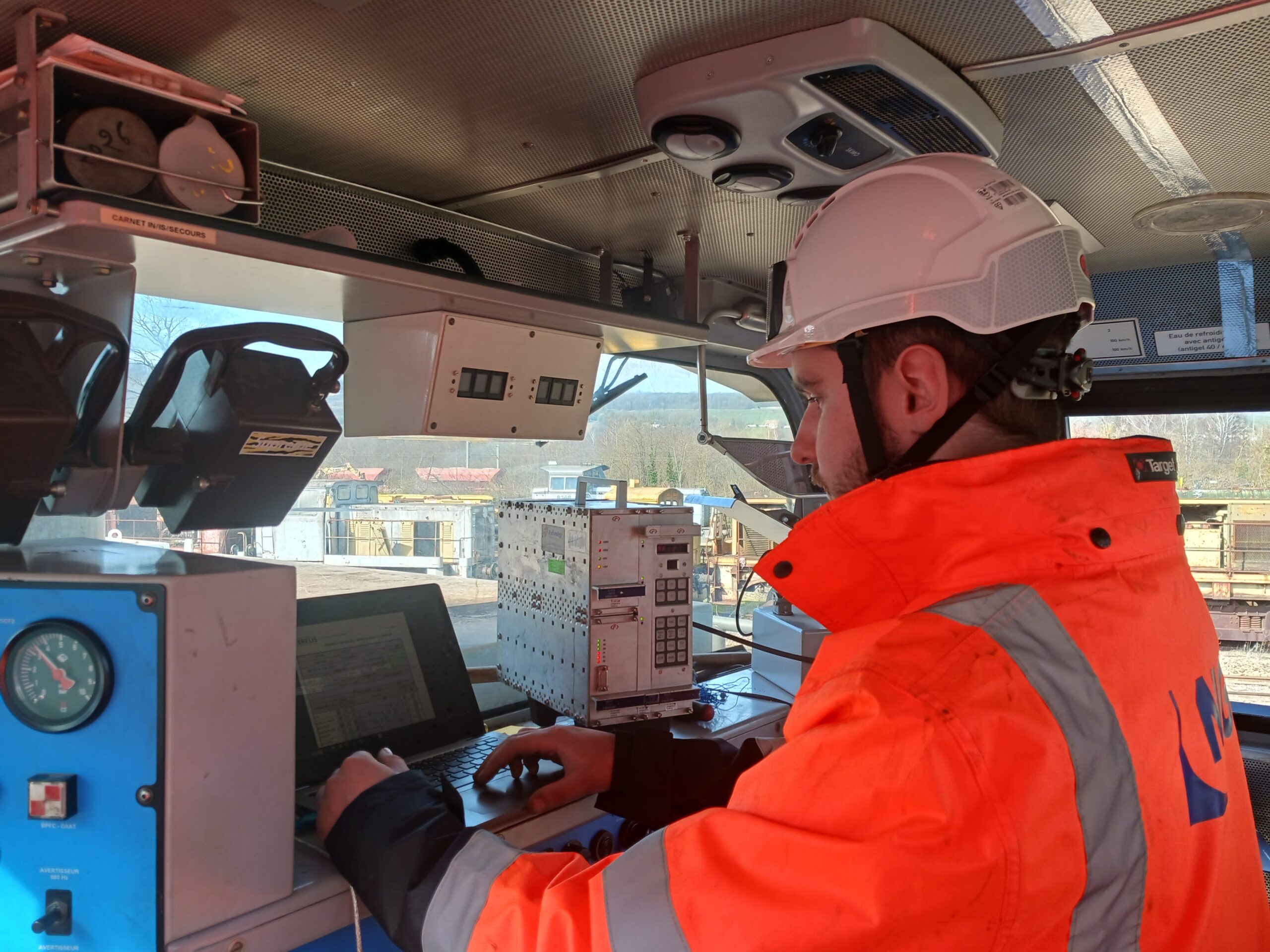 FERELIS - Contrôle des équipements de sécurité sur engin - Novium